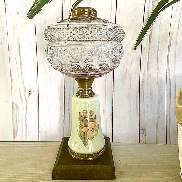 Accents | Vintage Reverse Painted Flower Oil Lamp Base | Poshmark
